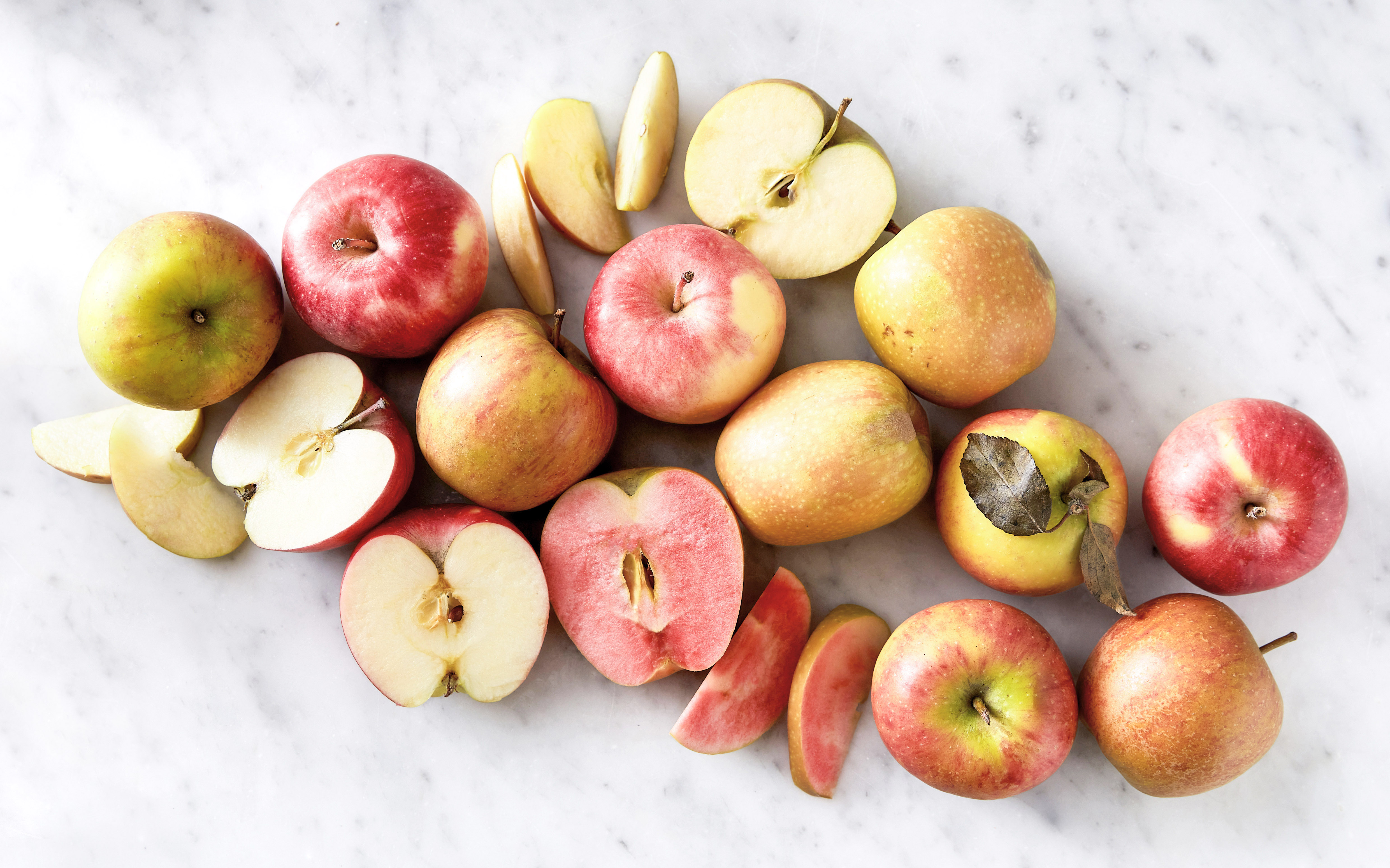 Bulk Organic & Biodynamic Mixed Heirloom Apples | 3 lb | Mt. Hood ...