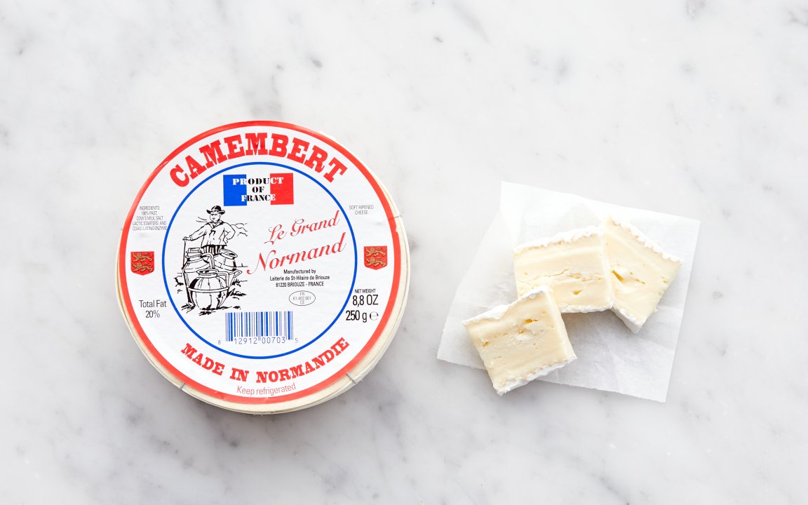 Camembert | 8.8 oz | Fromagerie Gillot | Good Eggs