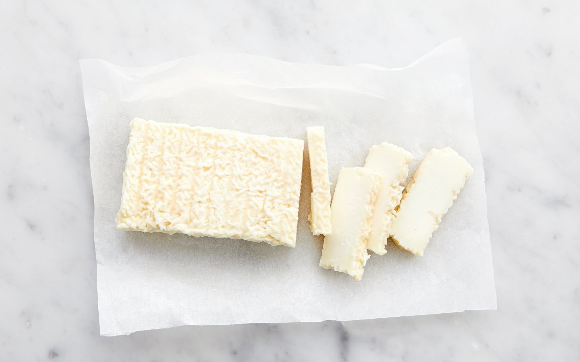 Lingot de Poitevain | 7 oz | Fromagerie Beillevaire | Good Eggs