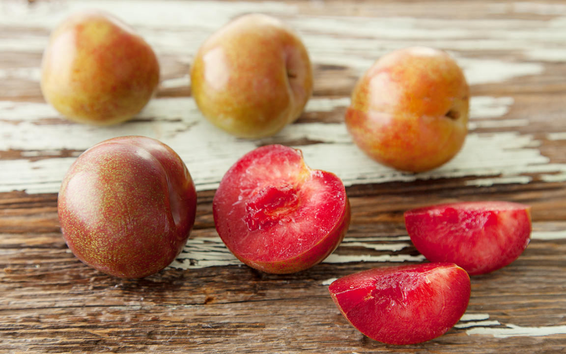 Flavor Supreme Pluots | 1 lb | Blossom Bluff Orchards | Good Eggs