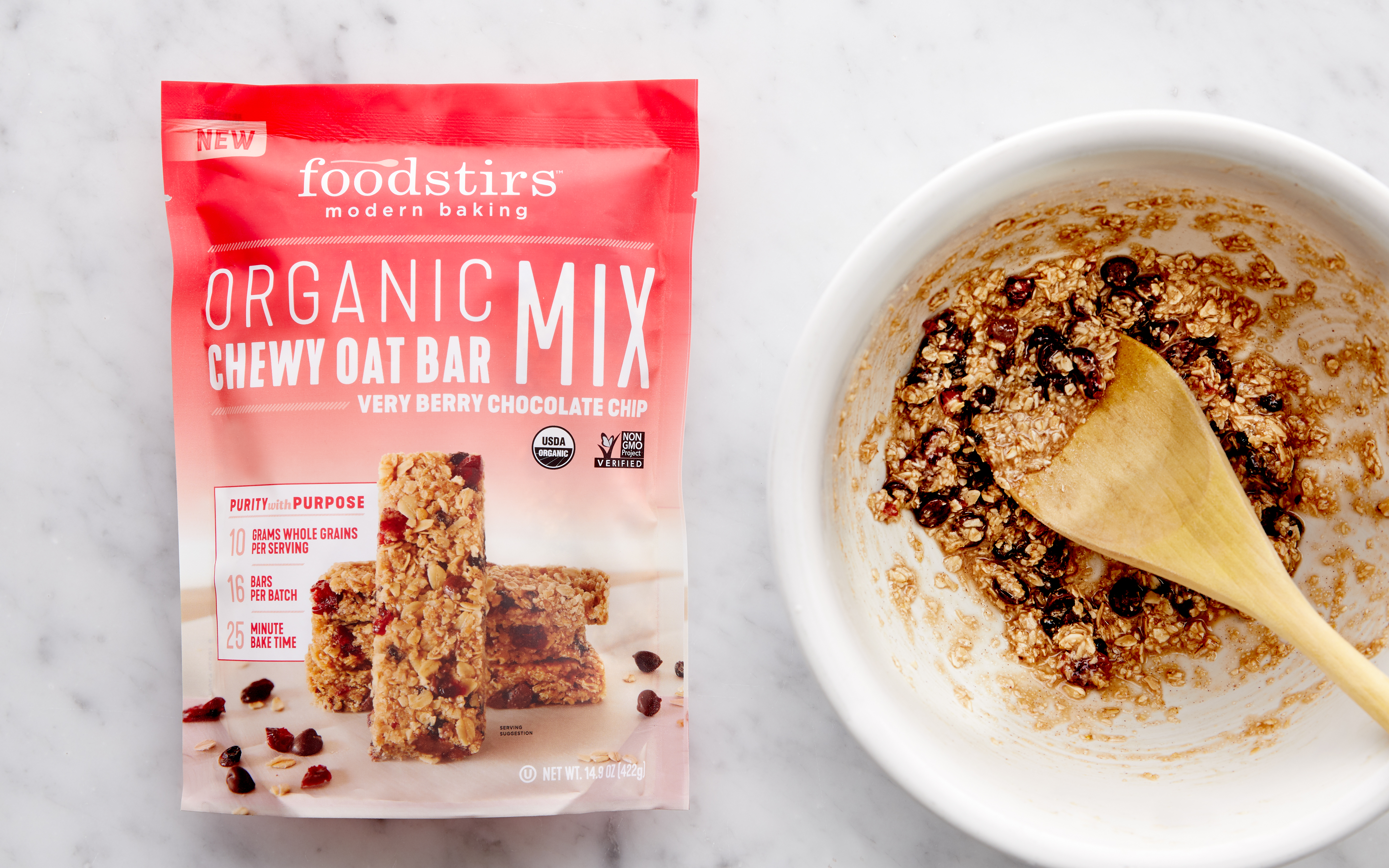 Organic Very Berry Chewy Oat Bar Mix | 14.9 oz | Foodstirs | Good Eggs