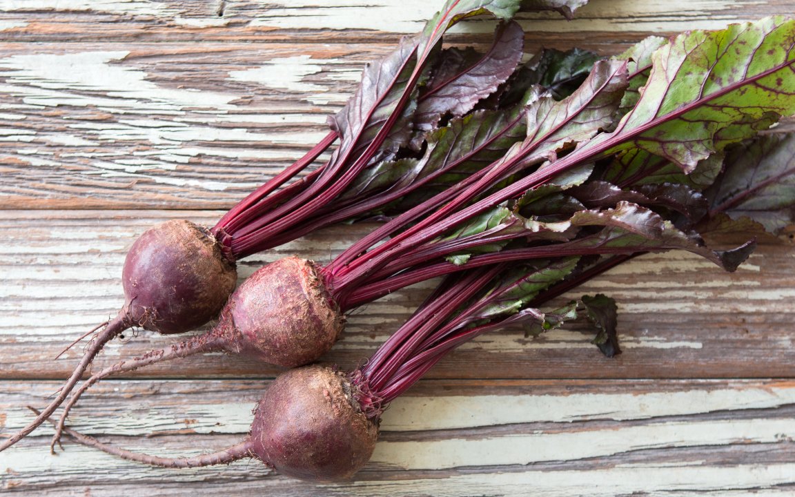 Organic Bunched Red Beets | 1 bunch | Coke Farms | Good Eggs