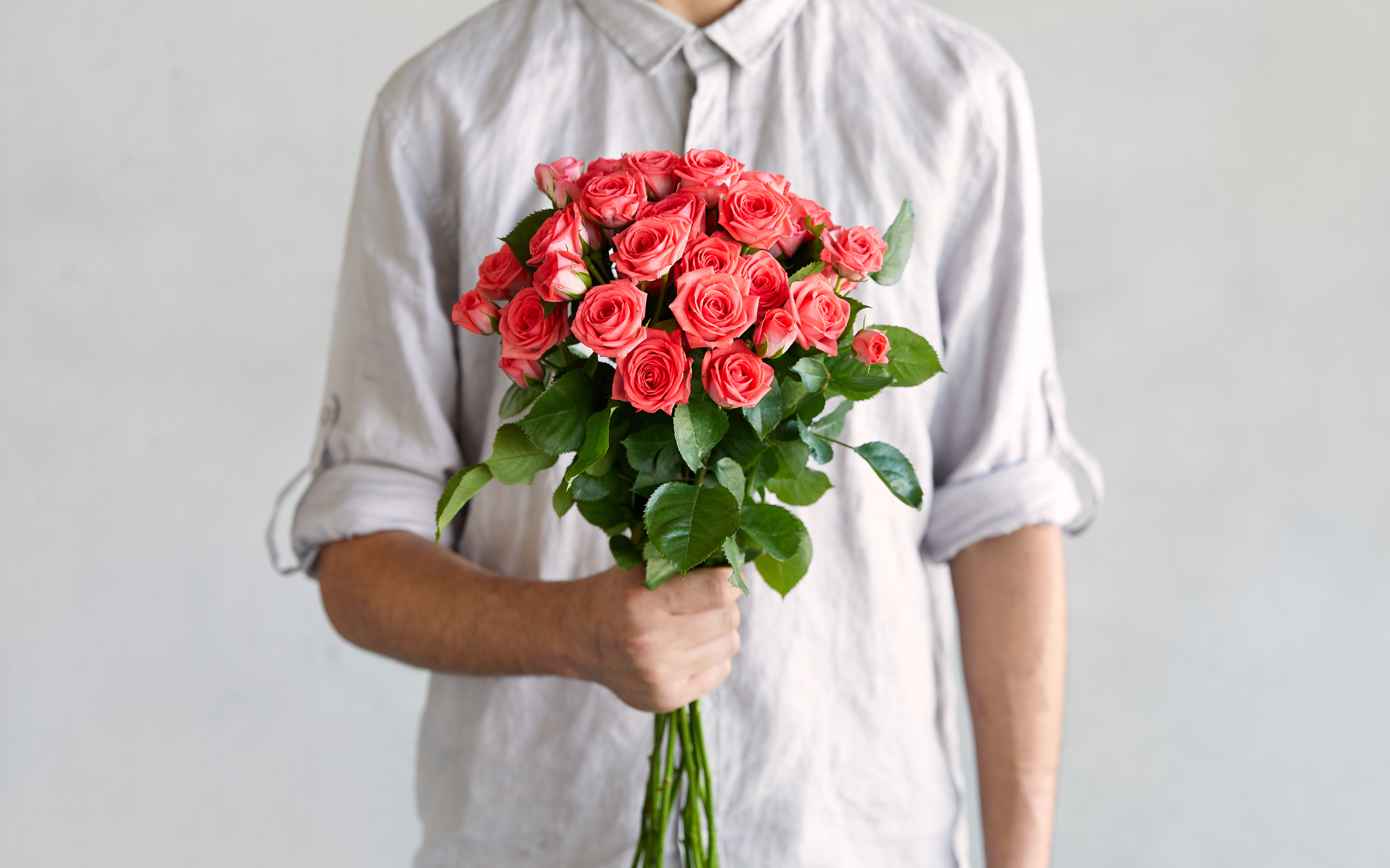 Coral Spray Roses | 1 bunch | California Pajarosa Floral | Good Eggs