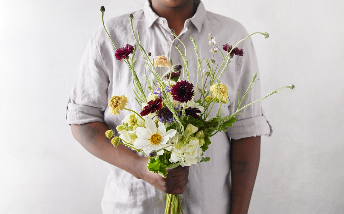 Organic Seasonal Bouquet | 1 bunch | Bluma Farm | Good Eggs