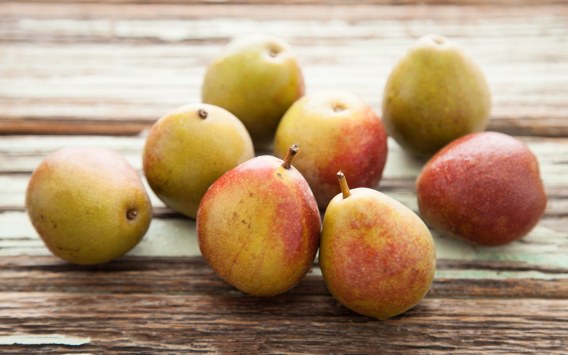 Organic Seckel Pears | 1 lb | Earl's Organic Produce | Good Eggs